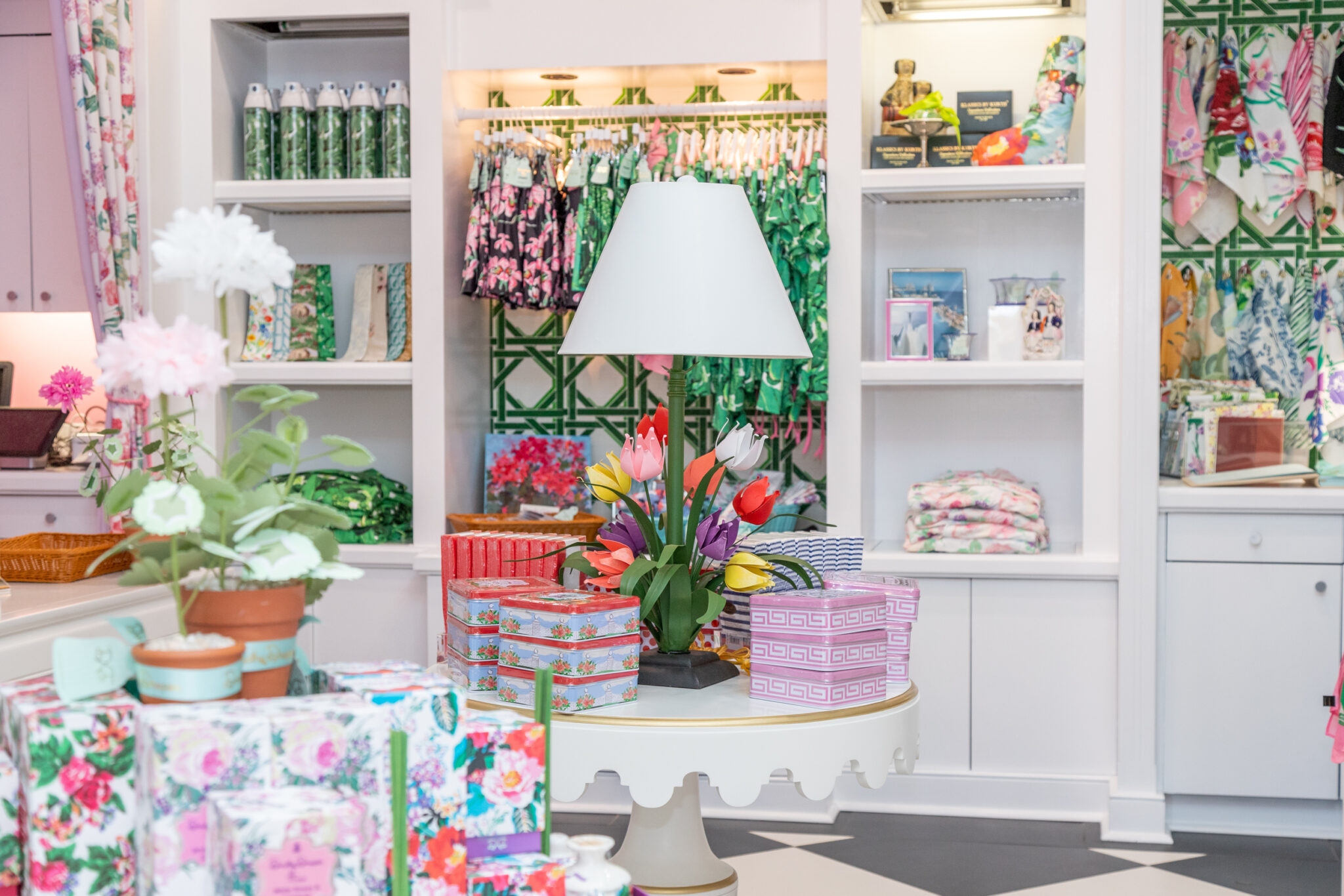 Dorothy Draper Home at Grand Hotel - Dorothy Draper & Company