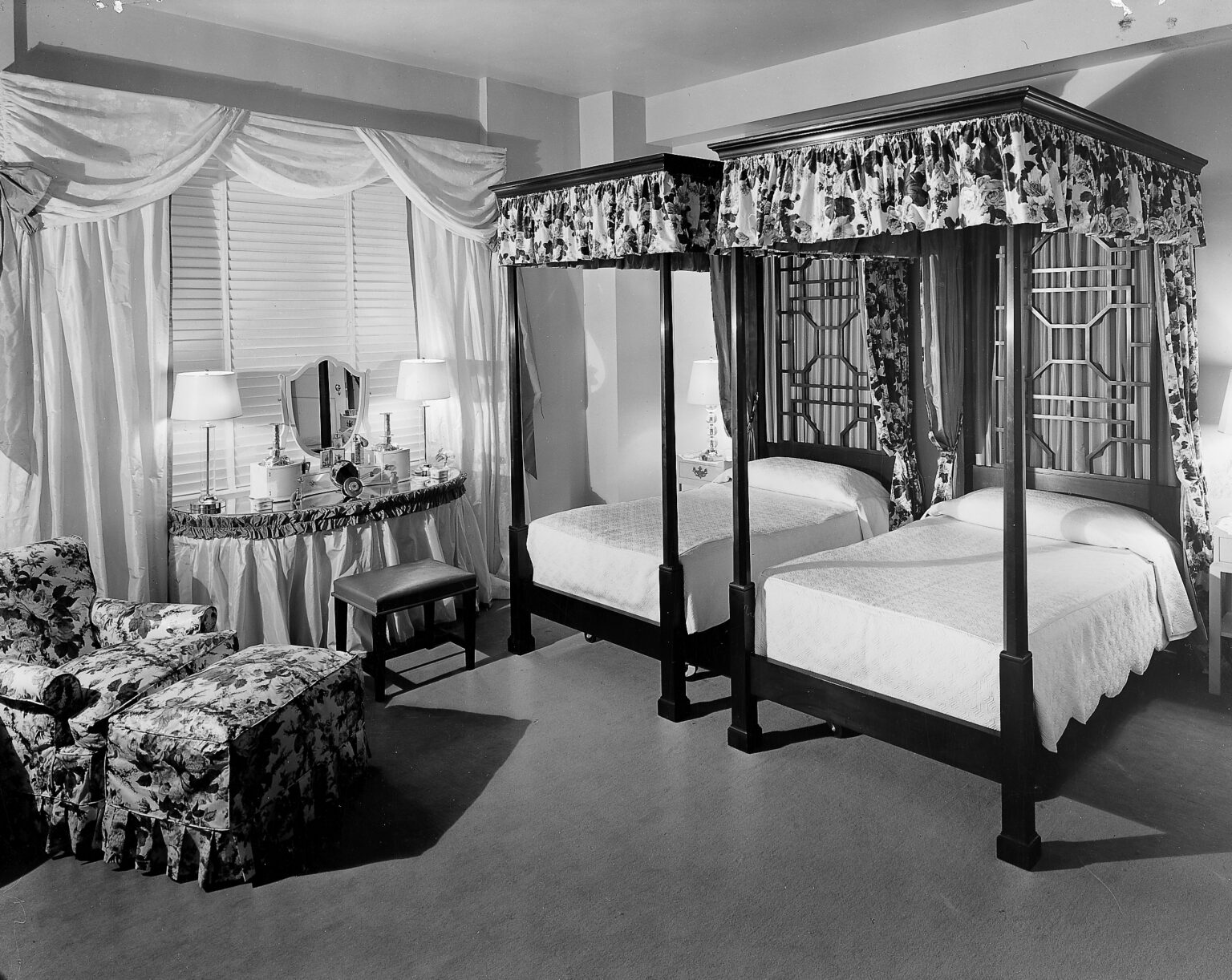 Hampshire House - Dorothy Draper & Company